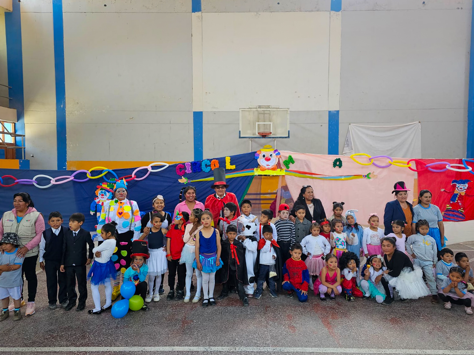 El circo llega a las aulas para transformar la educación - Observatorio ...